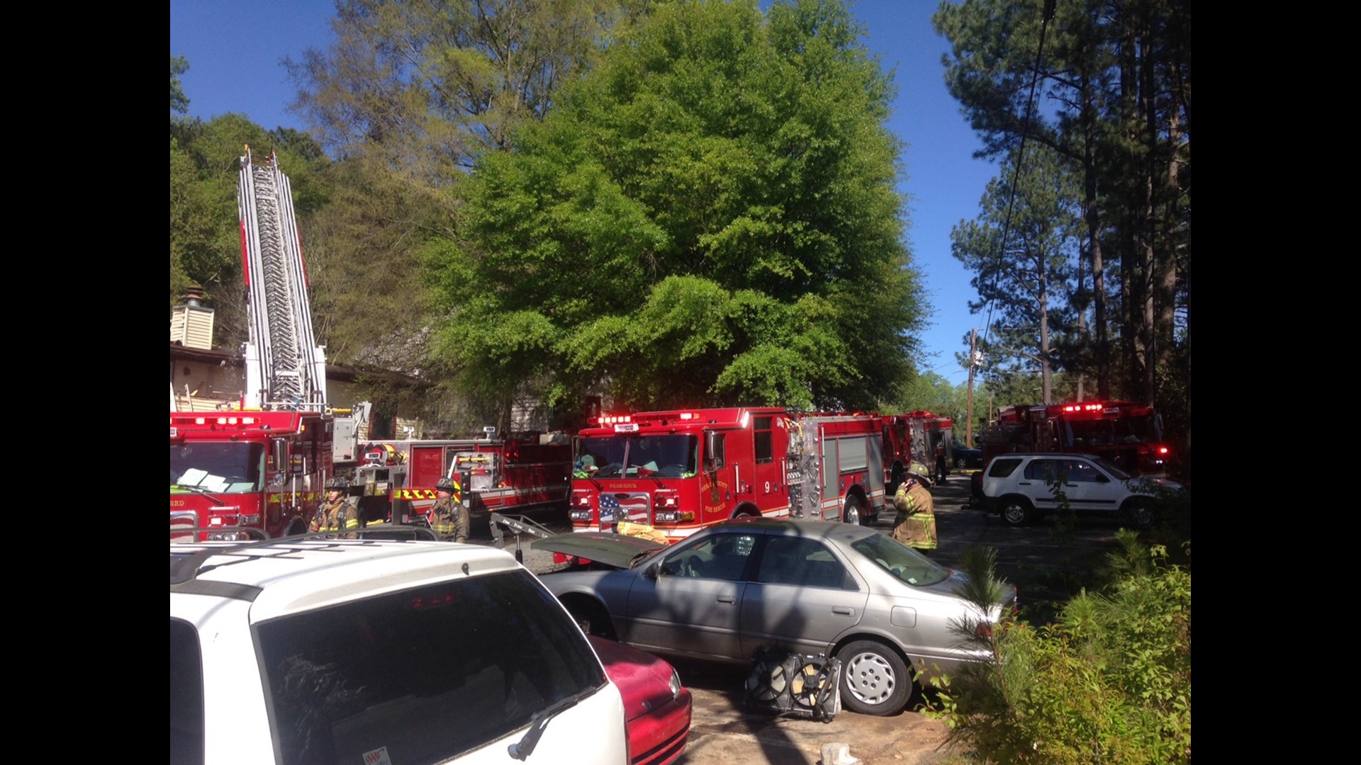 Clarkston residents narrowly escape fire, roof collapse | 11alive.com