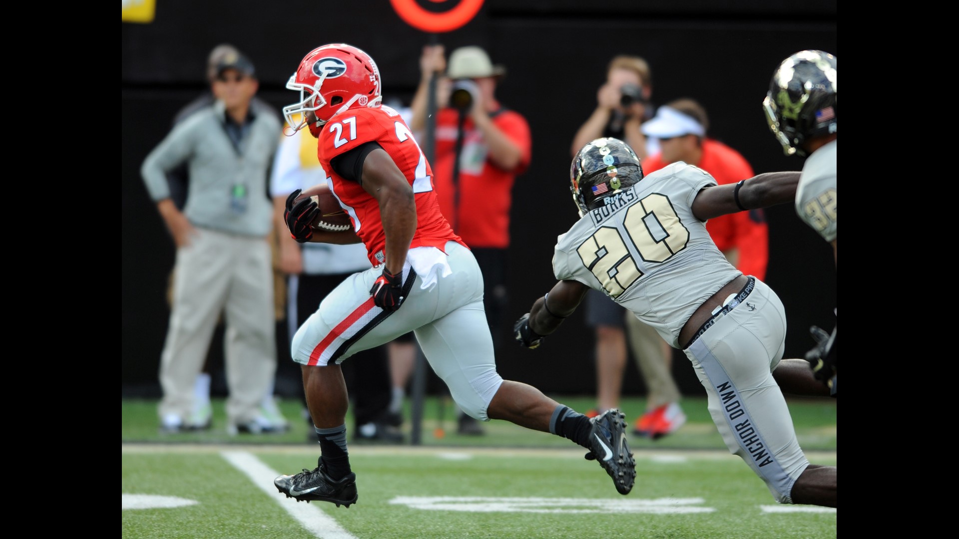 No. 10 Georgia shakes off slow start, beats Vanderbilt 31-14 | 11alive.com