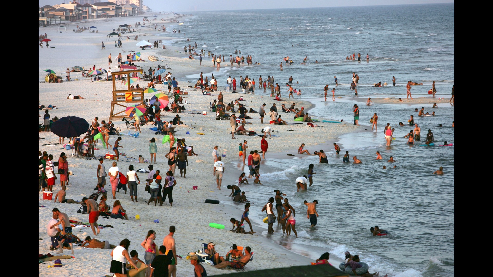 Florida warns beachgoers of flesh-eating bacteria | 11alive.com