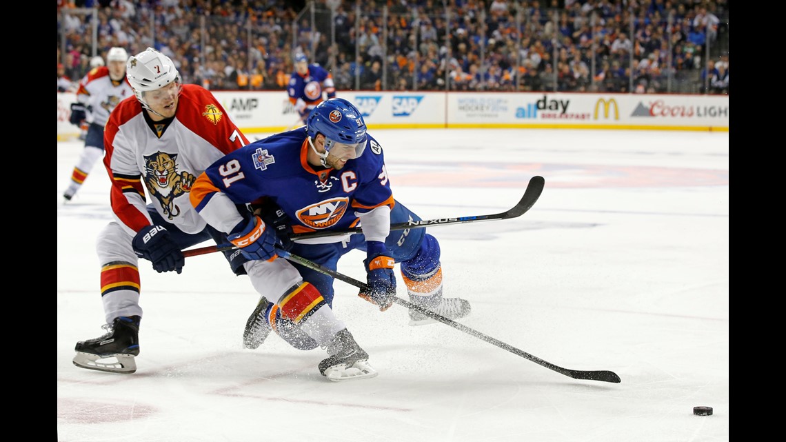 Islanders advance to second round for first time since 1993 | 11alive.com