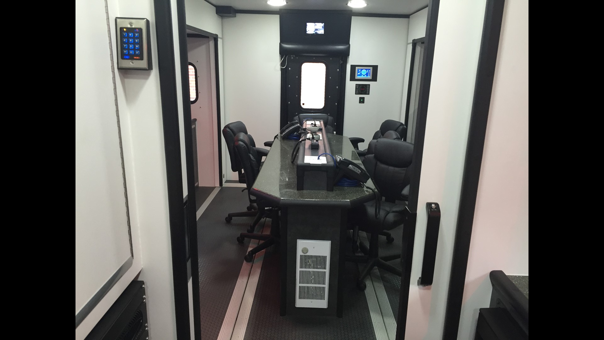 Atlanta Police introduces new Command Vehicle | 11alive.com