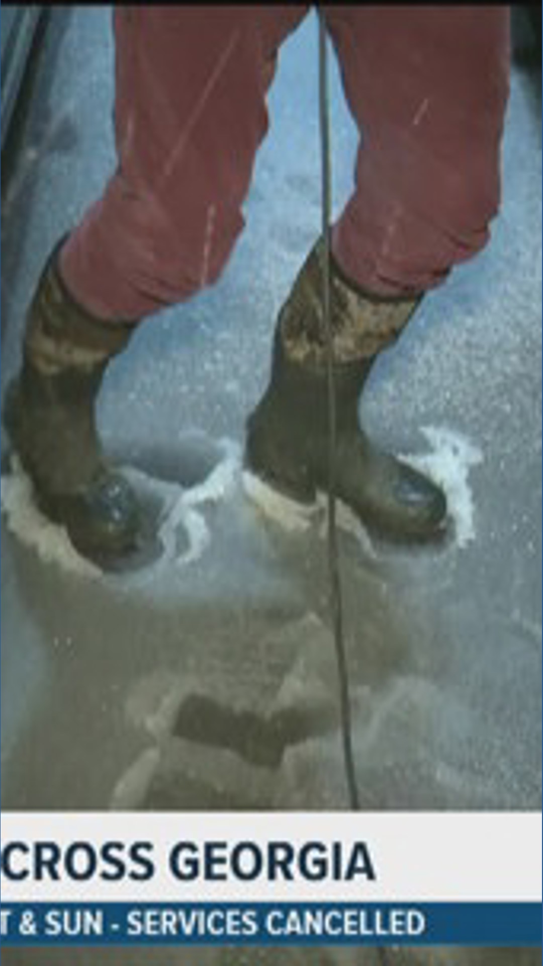 Ice accumulations in Hall County, Georgia early Sunday | 11alive.com