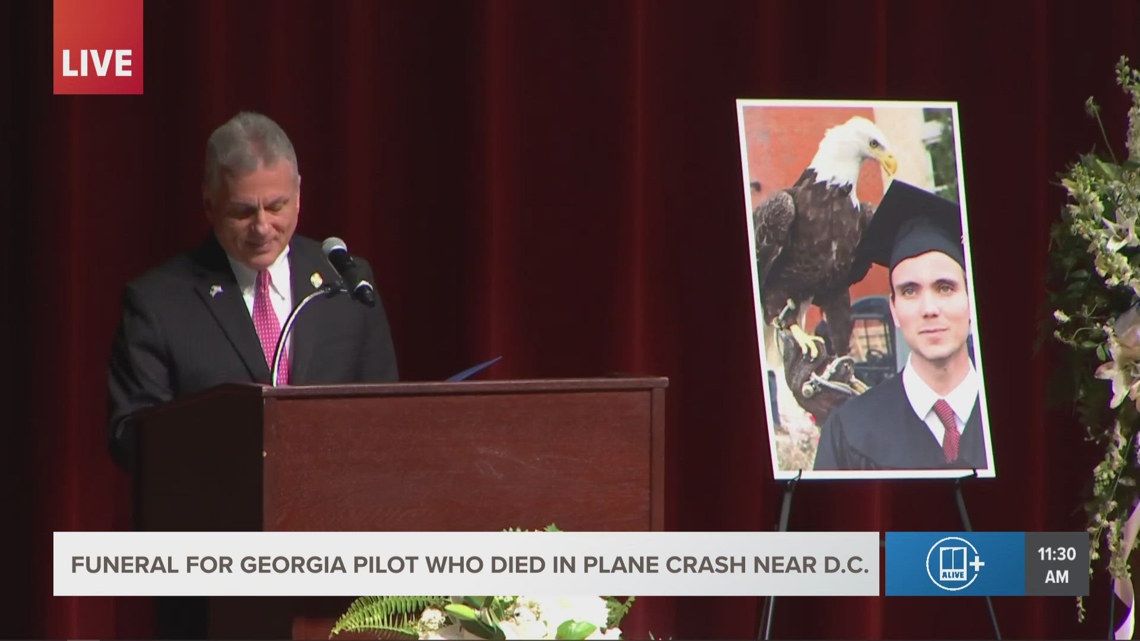 Funeral for Georgia pilot killed in plane crash near D.C. | 11alive.com