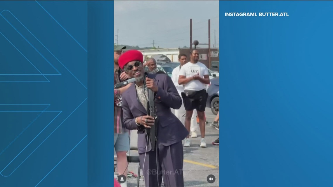 Andre 3000 randomly performs flute concert in Atlanta parking lot ...