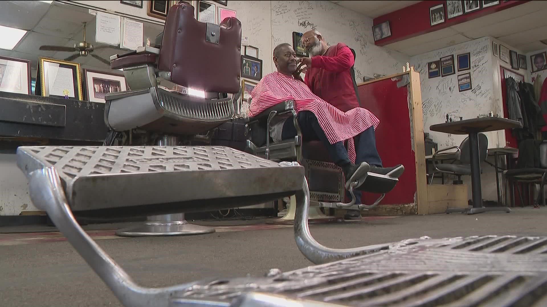 'He gon cry' | Iconic metro Atlanta barbershop to close after 30 years ...