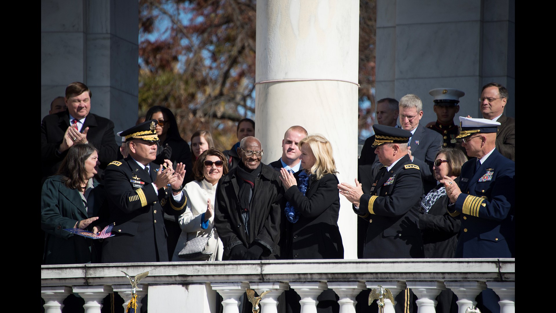 Nation's oldest WWII vet Richard Overton celebrating 111th birthday ...