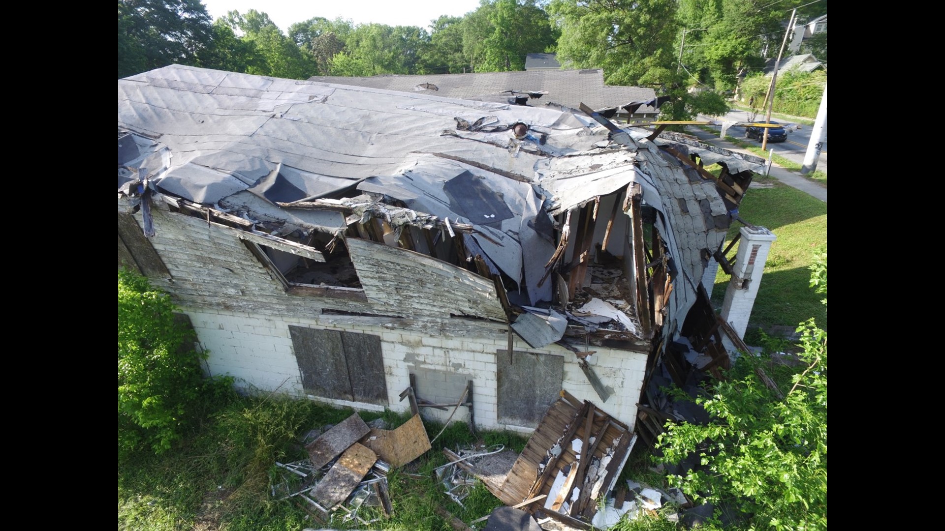 Drone video shows blight in Atlanta neighborhoods | 11alive.com