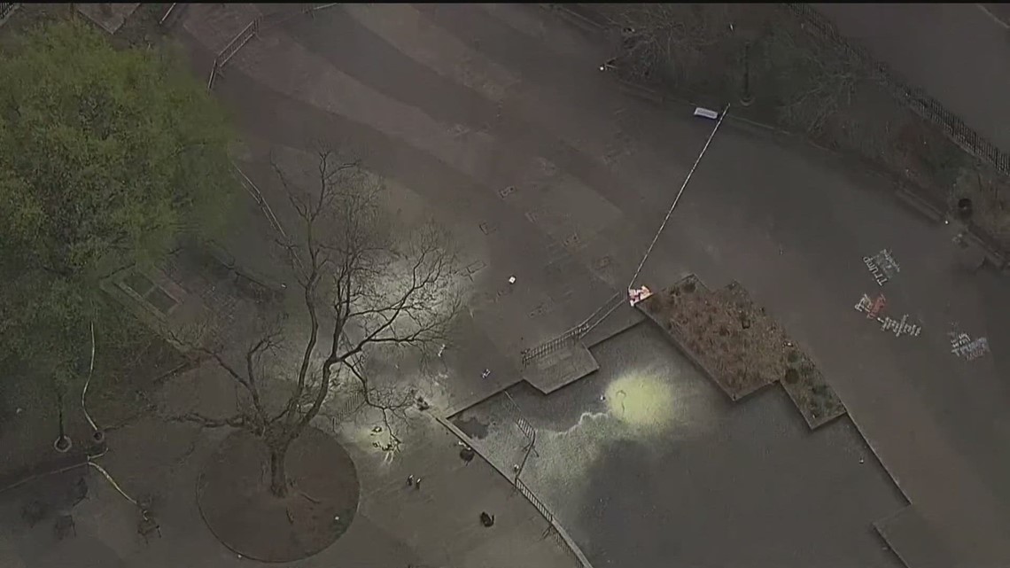 Man sets himself on fire outside Trump New York trial as jury selection ...