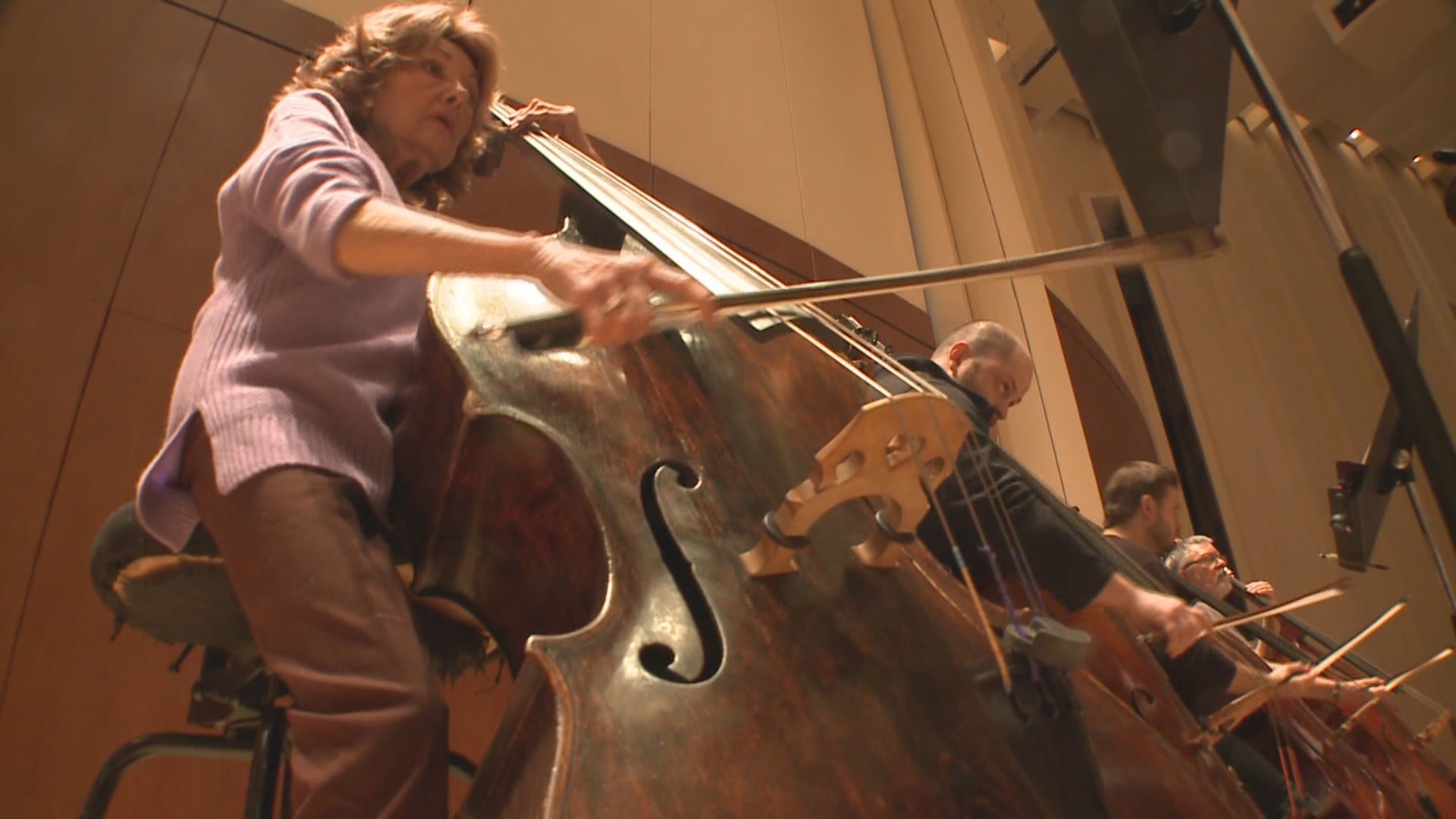 World's longest-serving orchestra member passes away after collapsing ...