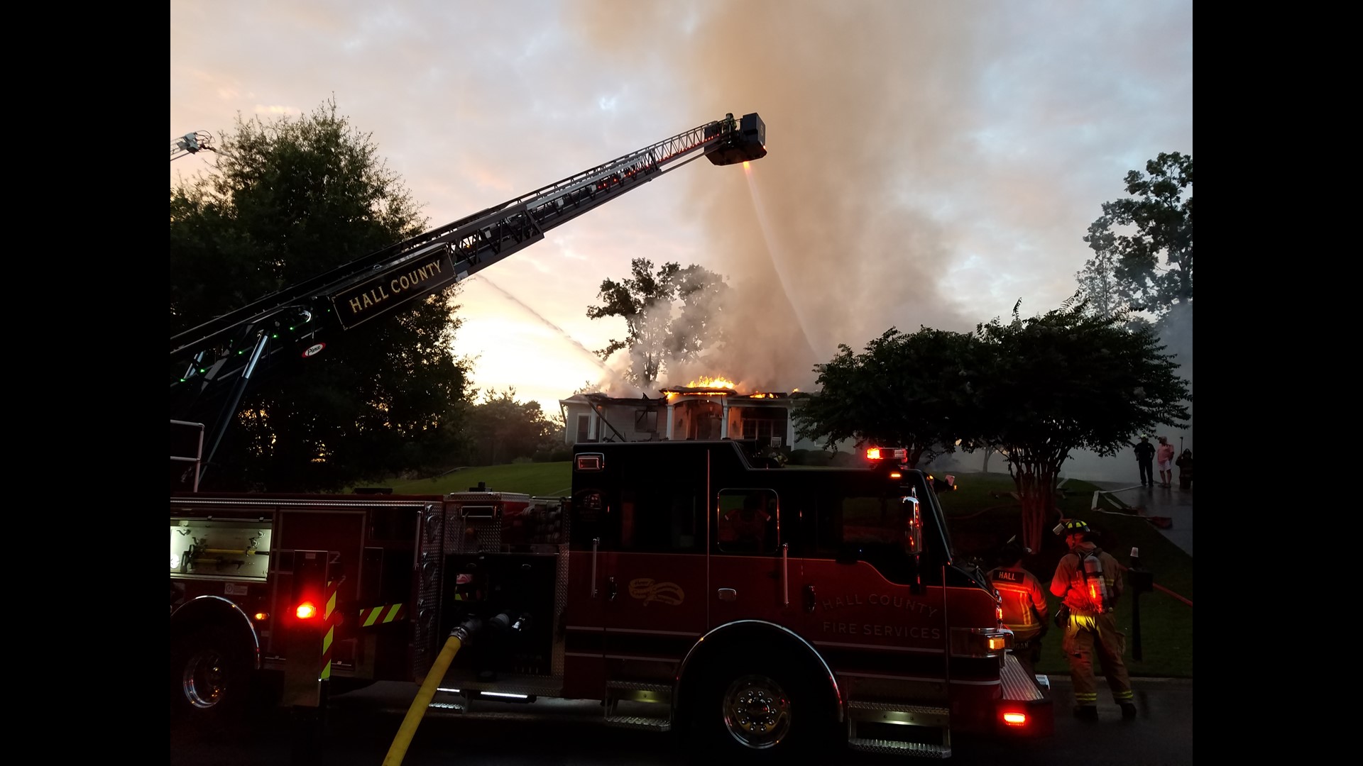 Large Hall County home catches fire | 11alive.com