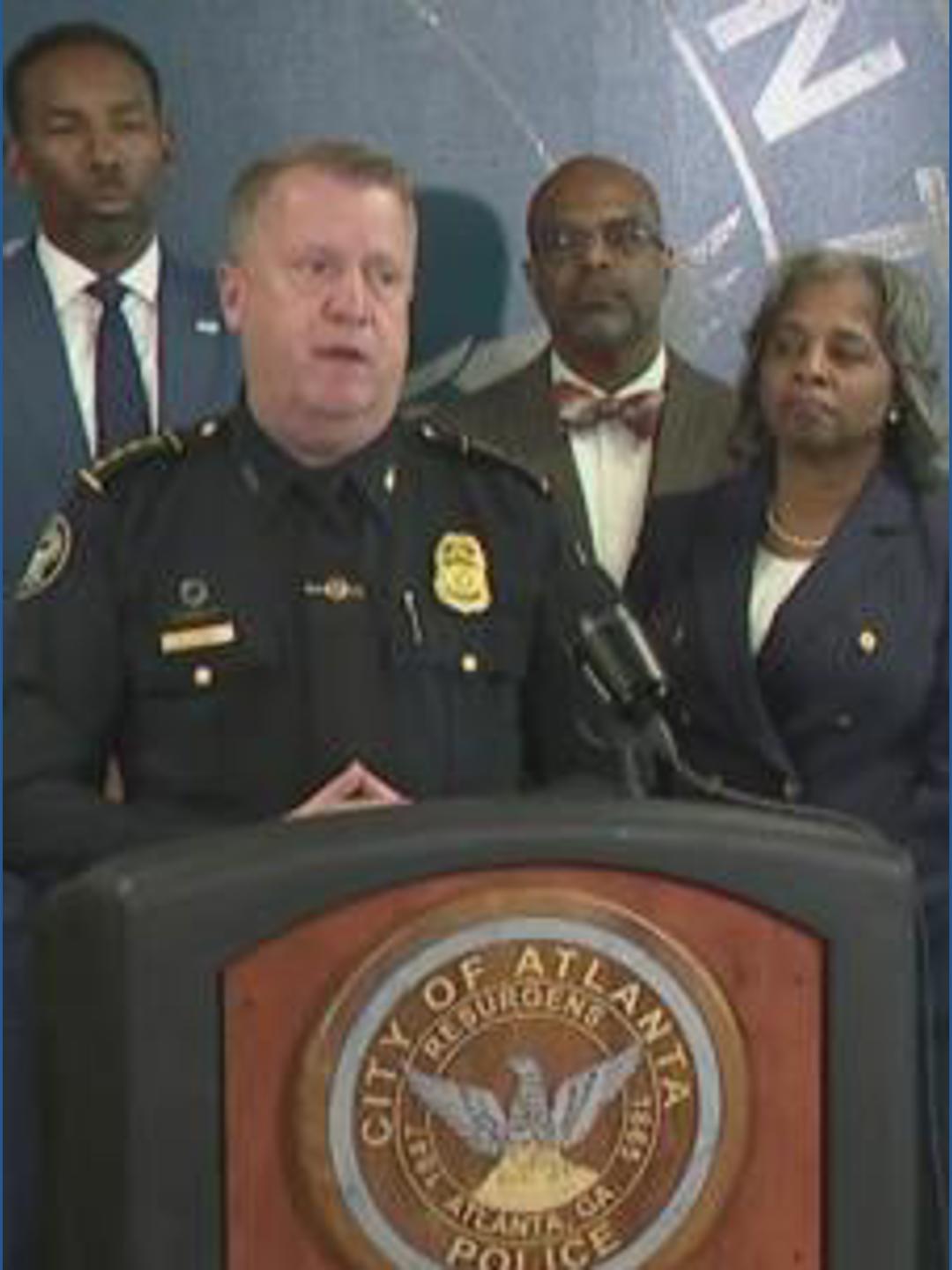 Atlanta airport shooting attempt: Man arrested inside terminal, AR-15 ...