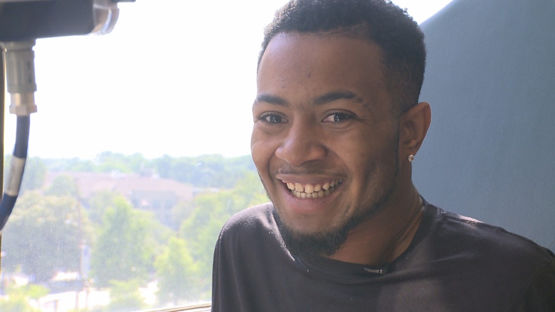 Former football player paralyzed after hit at UGA game to see new home ...
