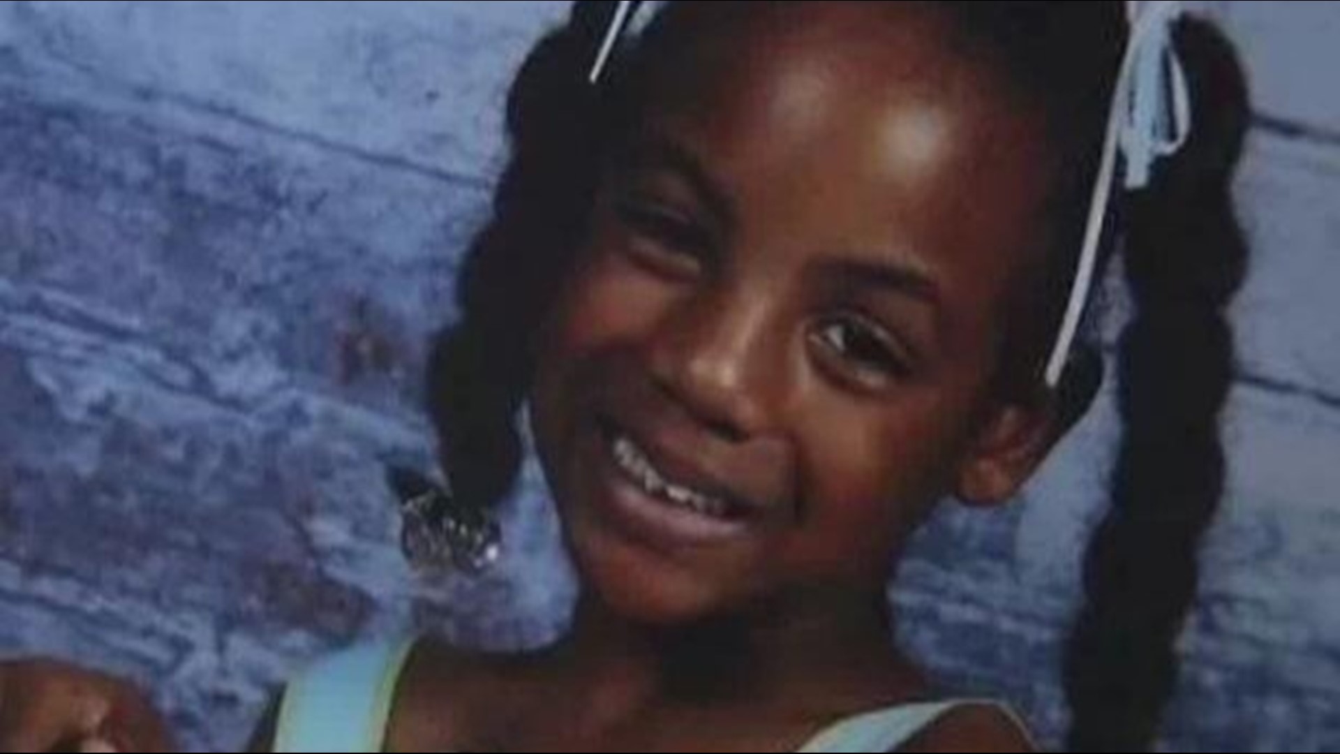 Days after she died in her room, dad testifies that he tried to cremate ...