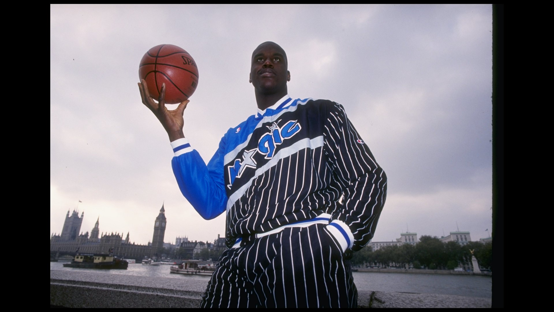 WATCH: Shaq goes undercover as Lyft driver in Atlanta | 11alive.com