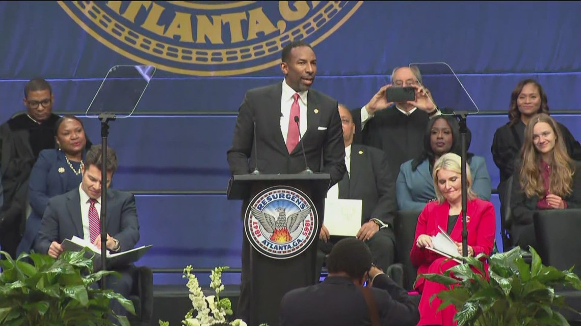 Atlanta Mayor Andre Dickens comments at swearing-in ceremony for second ...