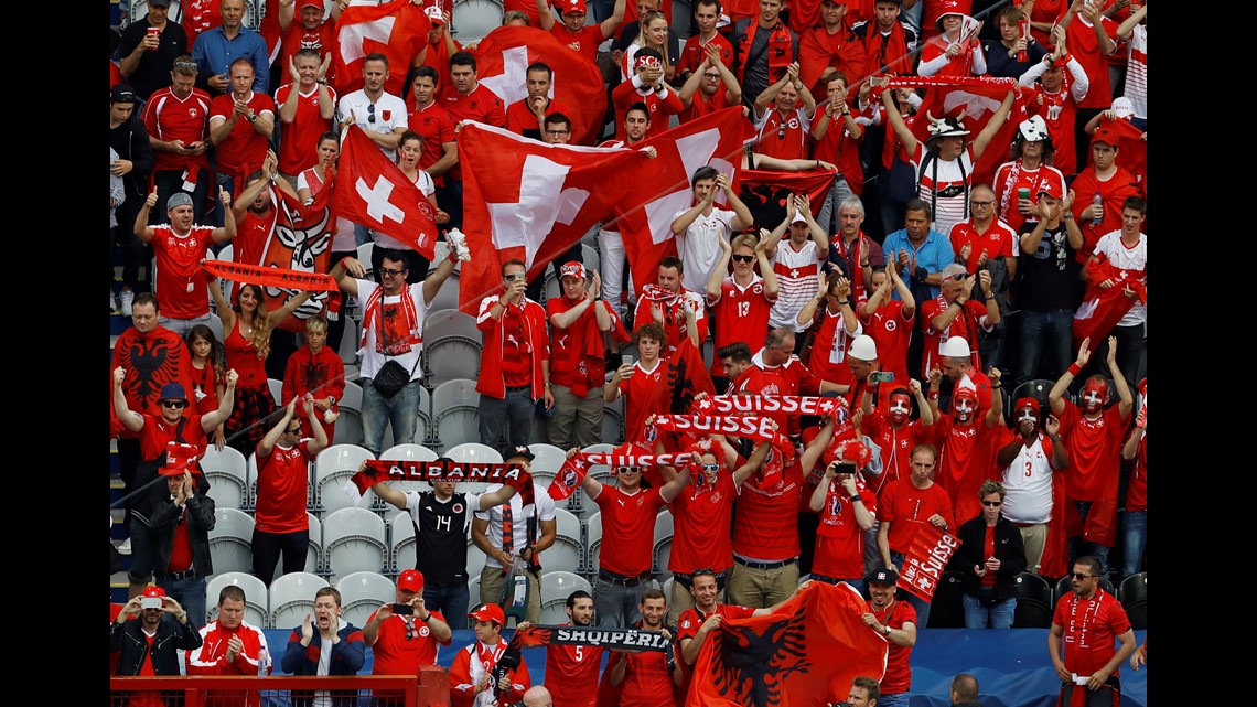 Lens prepares for invasion of British fans at Euro 2016 | 11alive.com