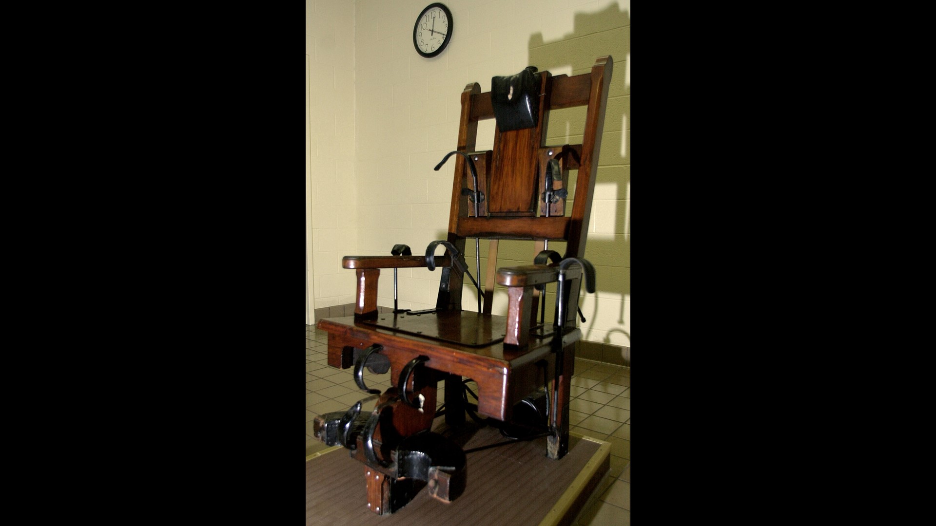 Tennessee may go back to the electric chair | 11alive.com