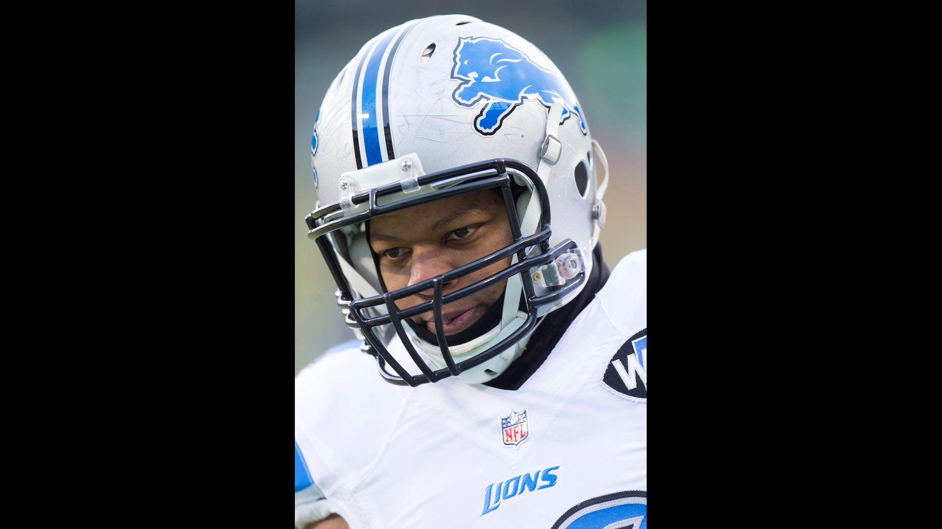 Lions' Ndamukong Suh suspended for stomp on Aaron Rodgers | 11alive.com