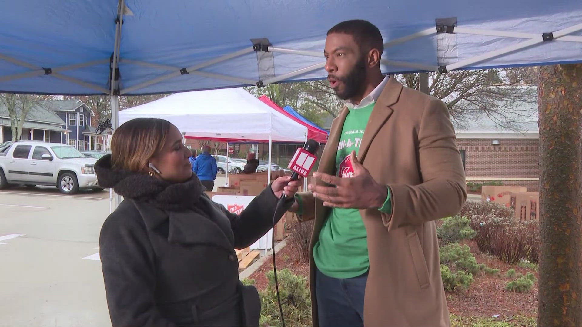 11Alive's Jonathan Martin joins the mix at southwest Atlanta Can-A-Thon ...