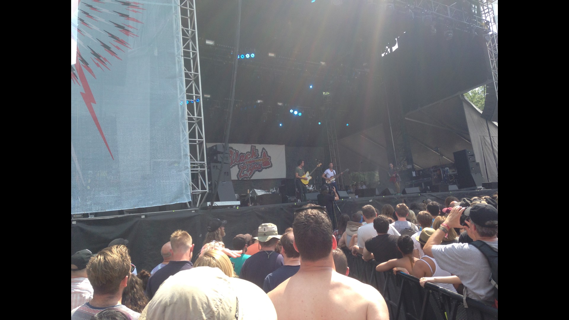 Atlanta punk rock band borrows Braves graphic look | 11alive.com