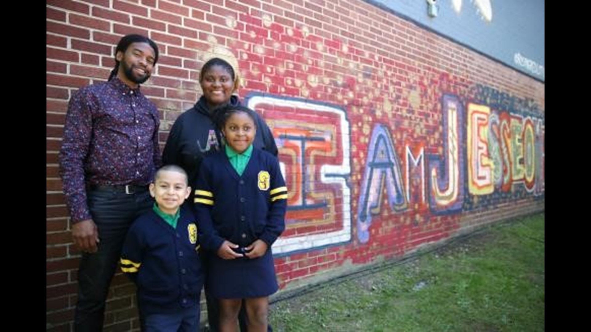 KIPP Atlanta students honor Jesse Owens' legacy | 11alive.com