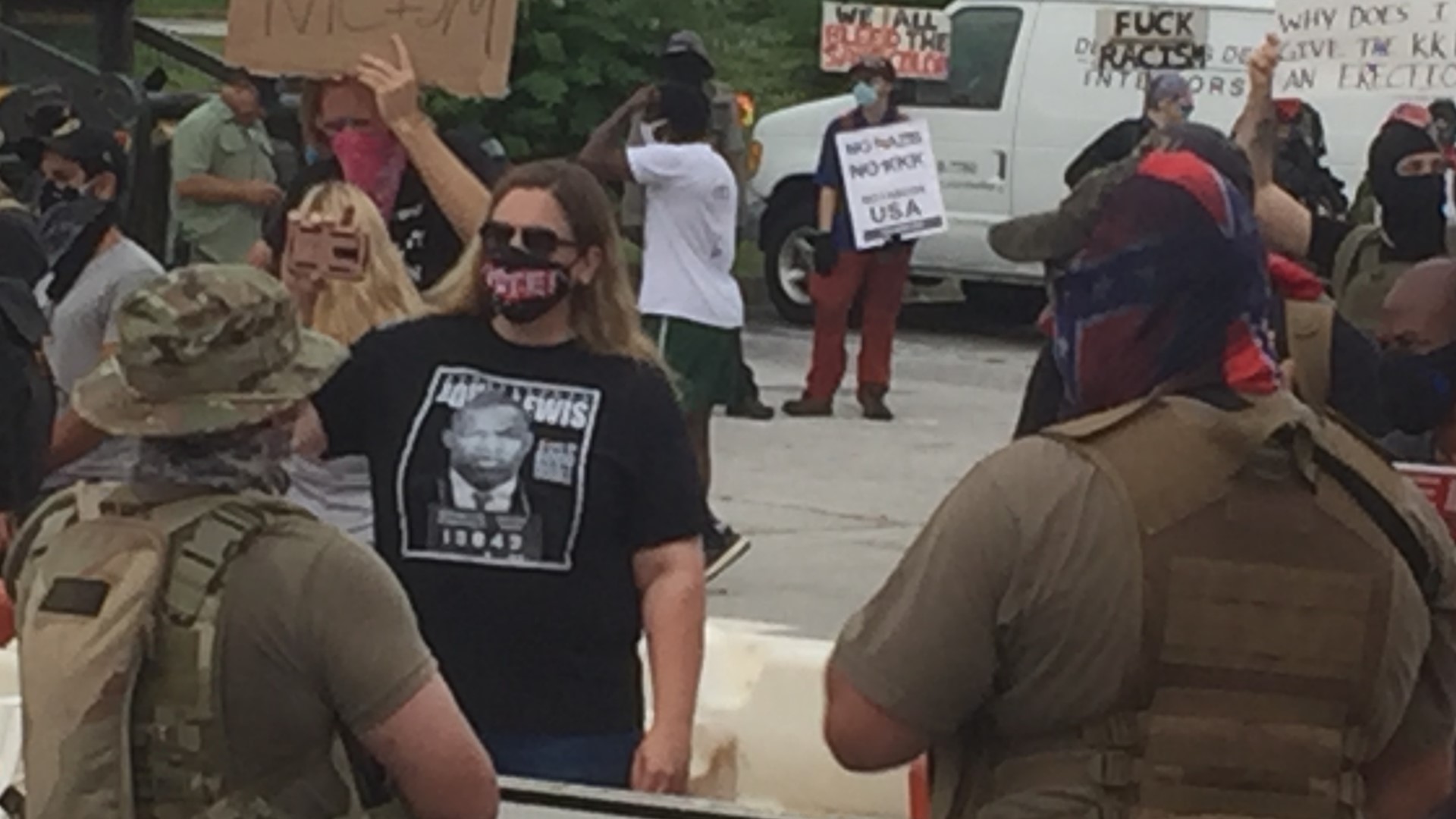 Stone Mountain protests and counter-protests end with no arrests ...
