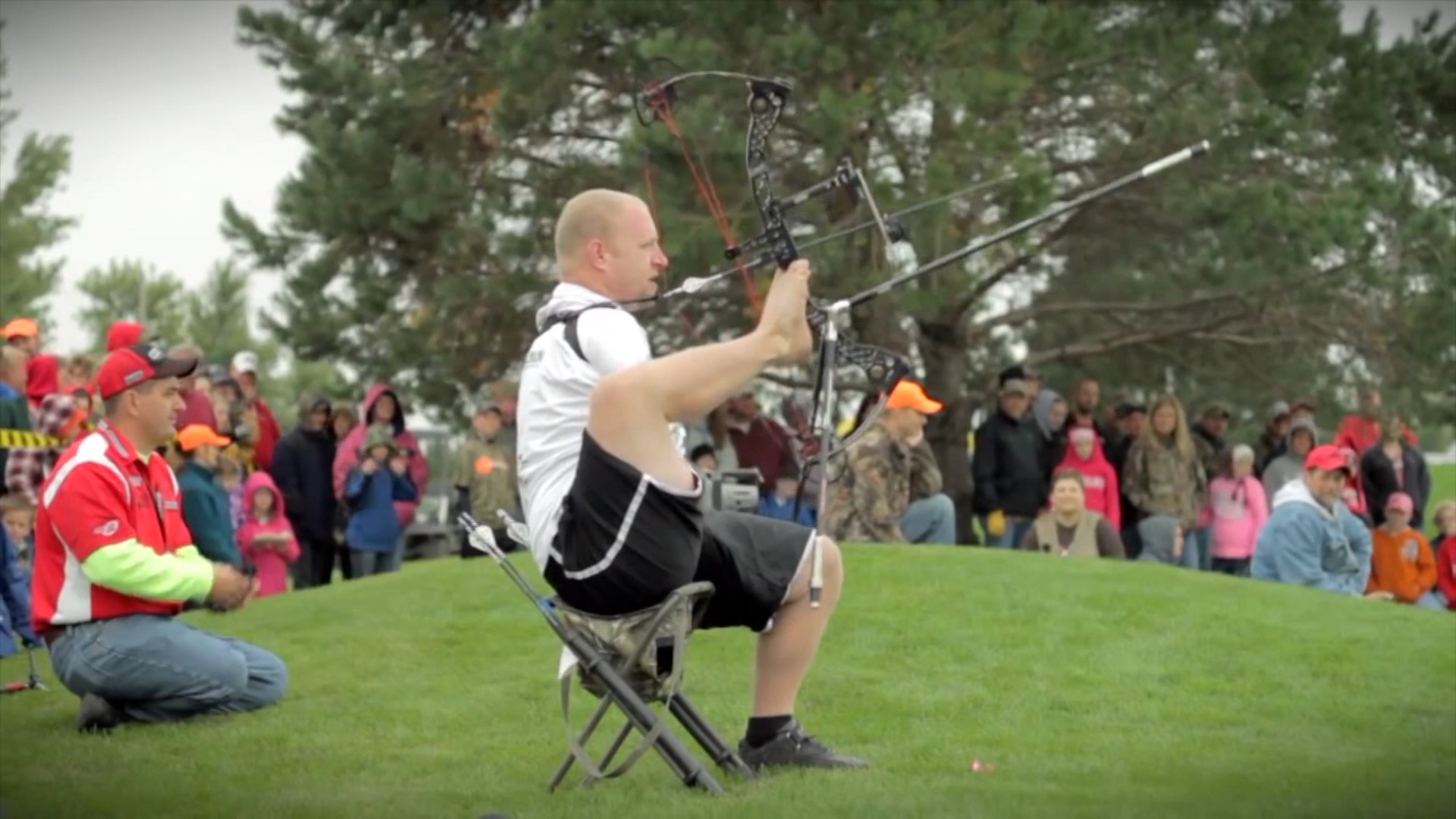 Photos | Olympic archer with no arms inspires children | 11alive.com