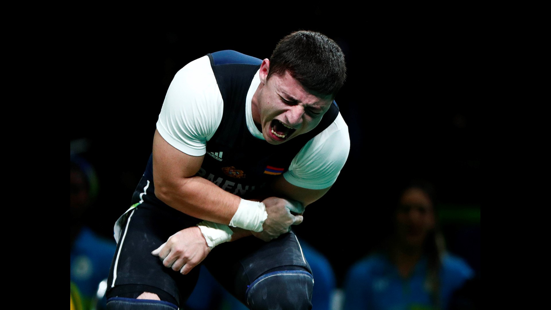 Armenian weightlifter suffers devastating arm injury | 11alive.com