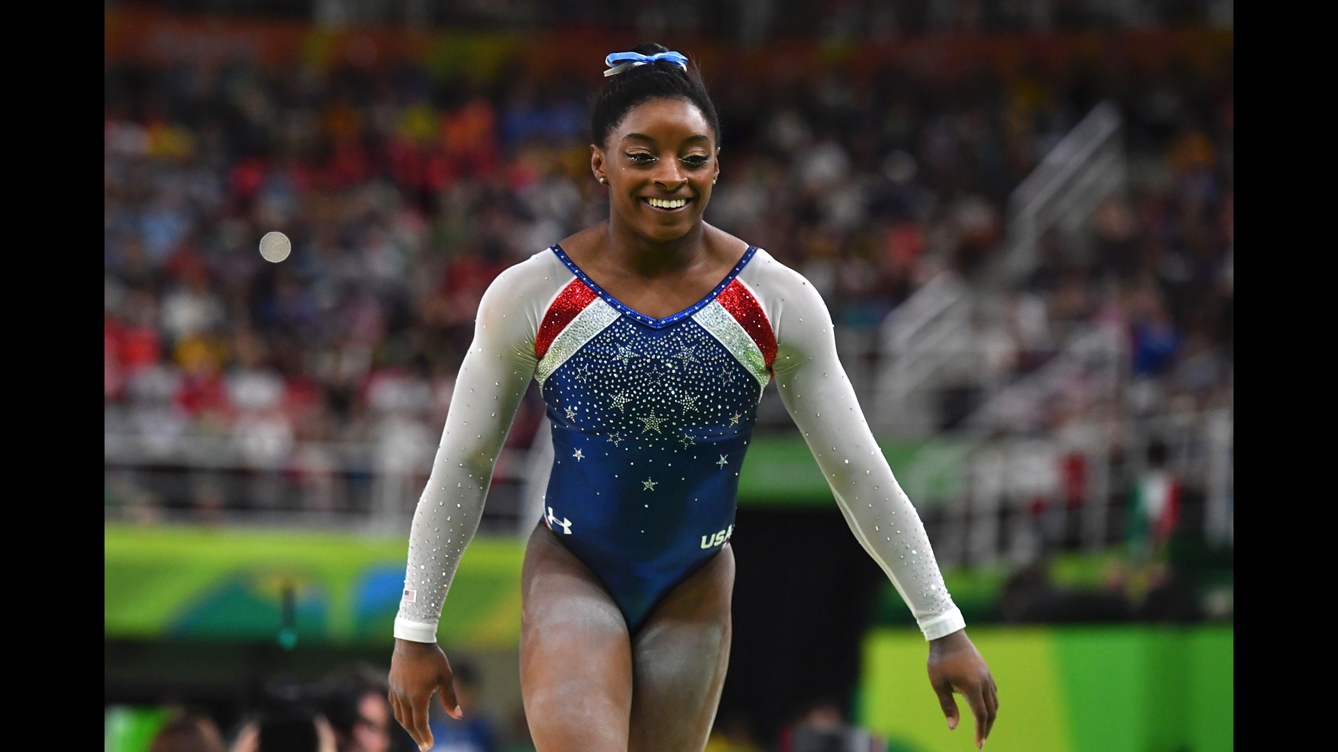 Simone Biles all smiles after meeting actor Zac Efron | 11alive.com