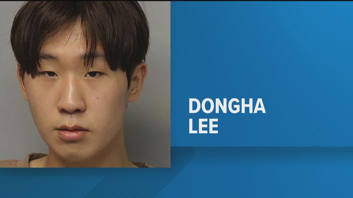 Man arrested after showing up at metro Atlanta high schools | 11alive.com