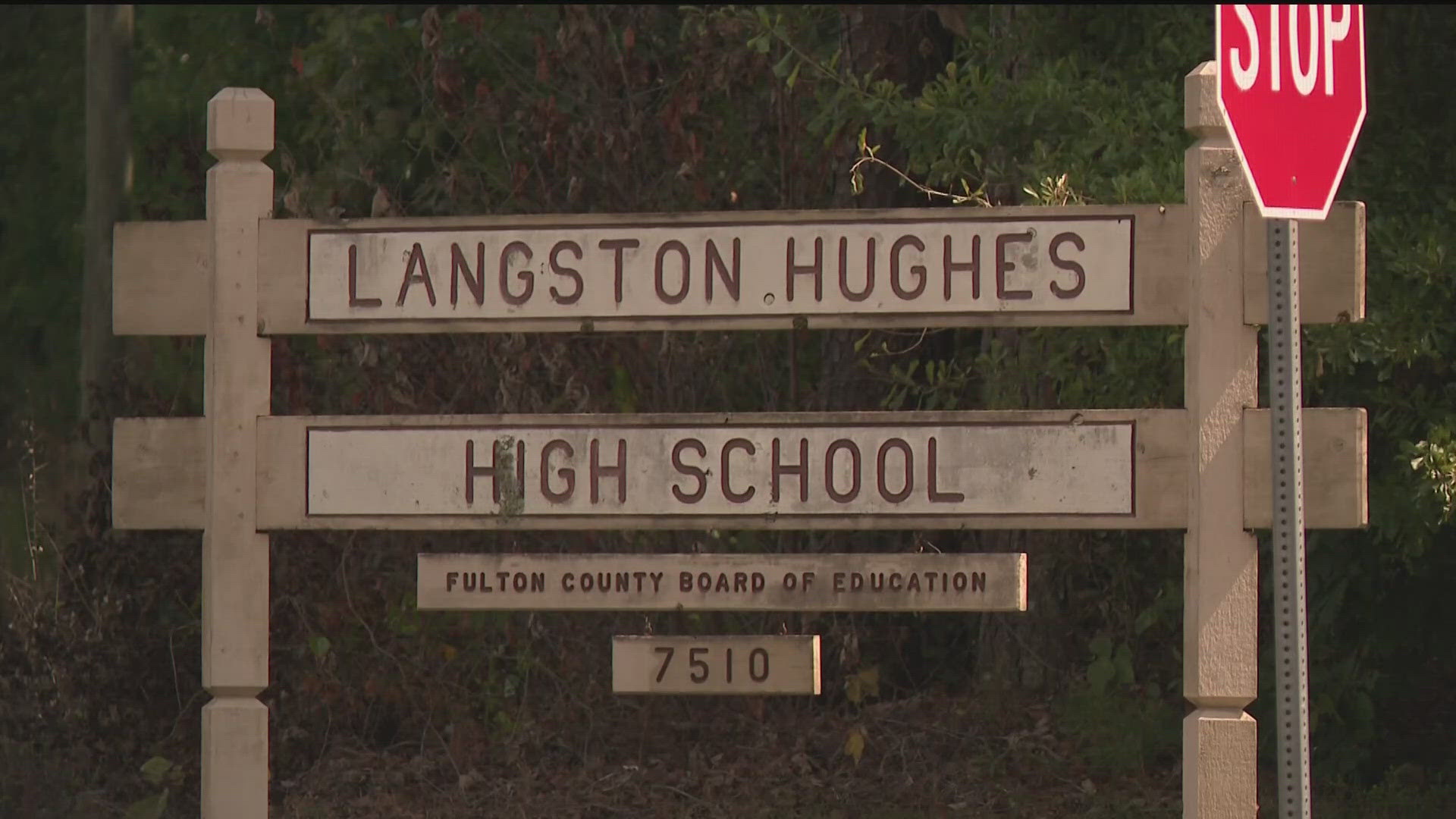 2 students taken to hospital after knife fight at Langston Hughes High ...