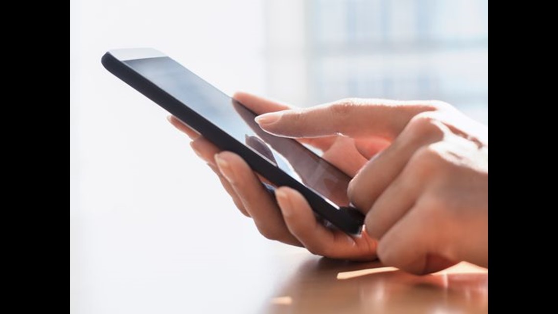 Q&A: Fix for bad cell phone signals and more | 11alive.com