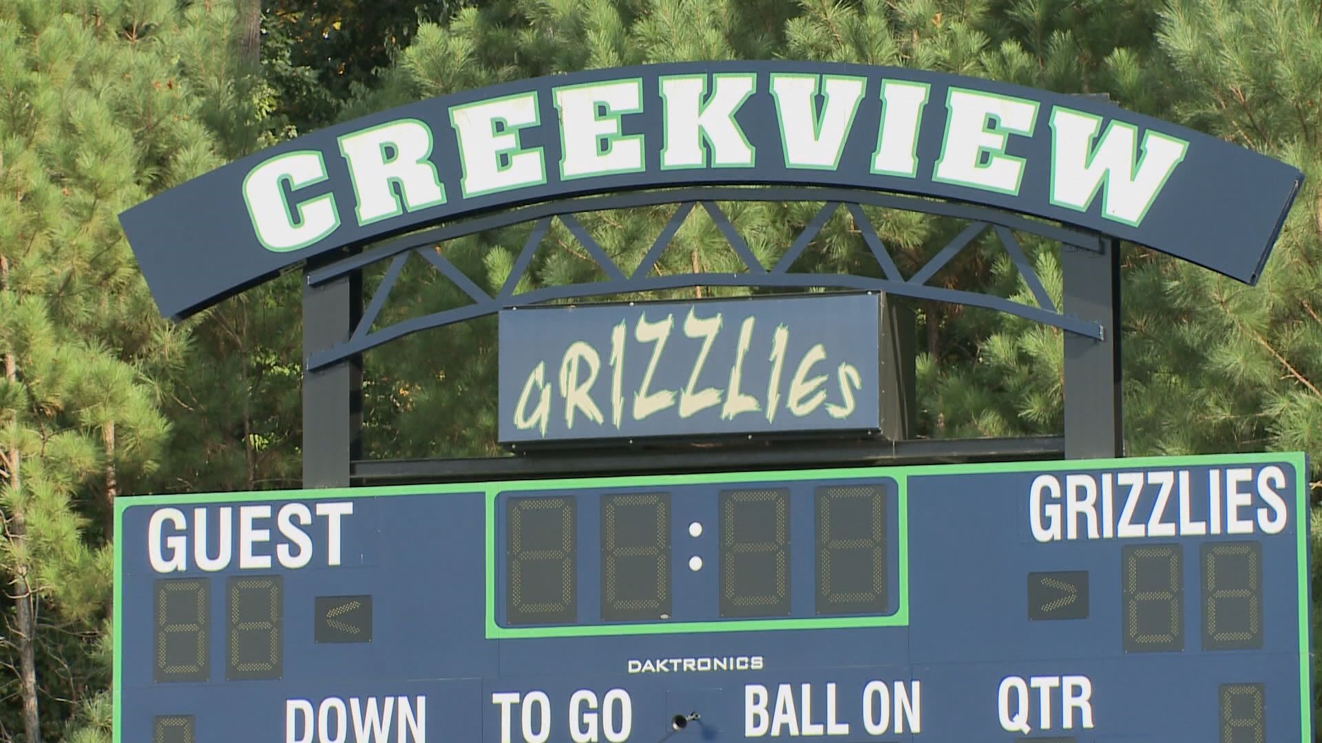 10 brothers play on Creekview high's football team | 11alive.com