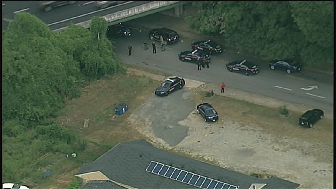 3 arrested after SW Atlanta police chase | 11alive.com