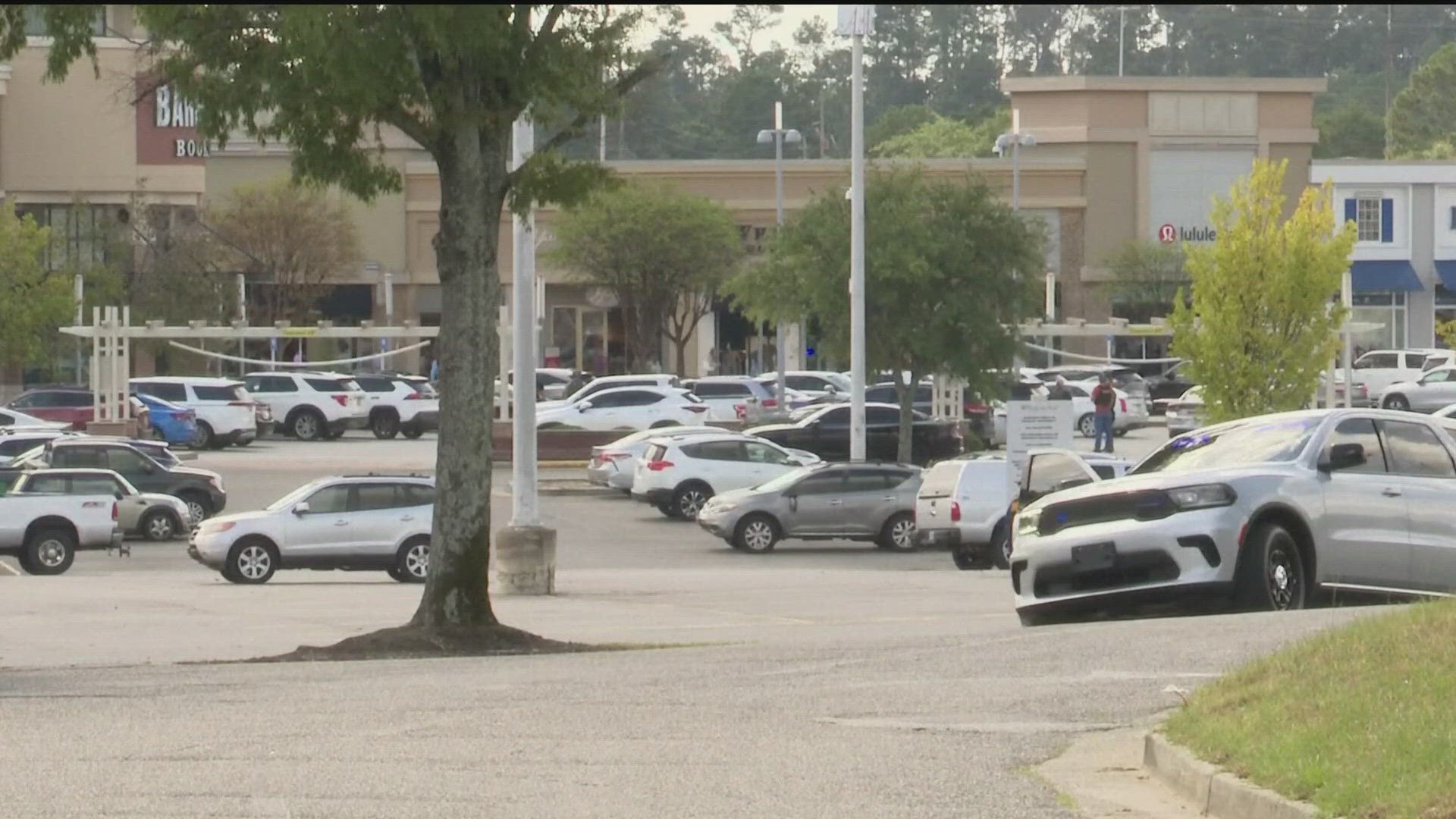 1 killed in shooting at Augusta Mall, 2 suspects on the run | 11alive.com
