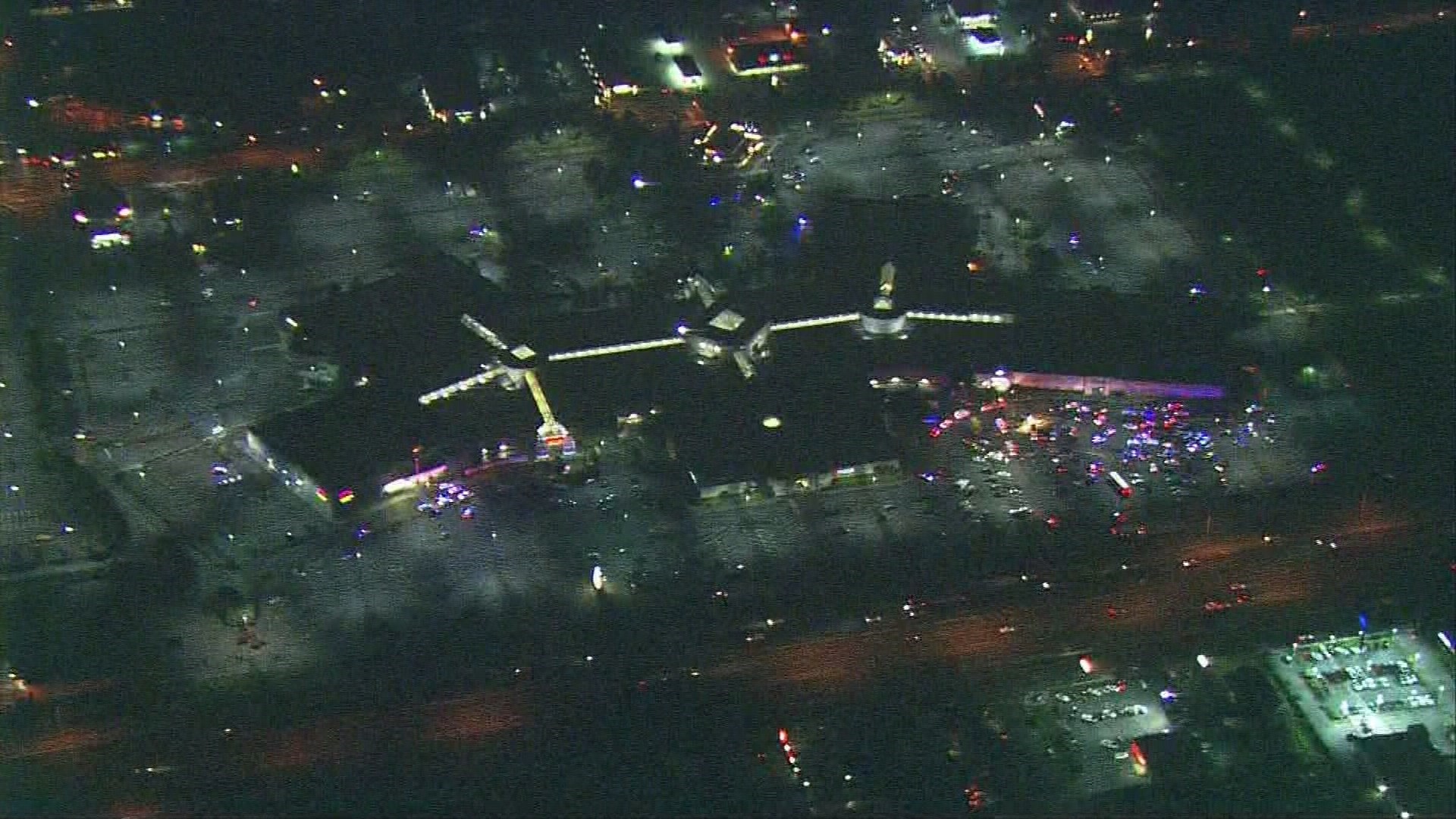 Washington mall shooting suspect Arcan Cetin was 'zombie-like' during ...