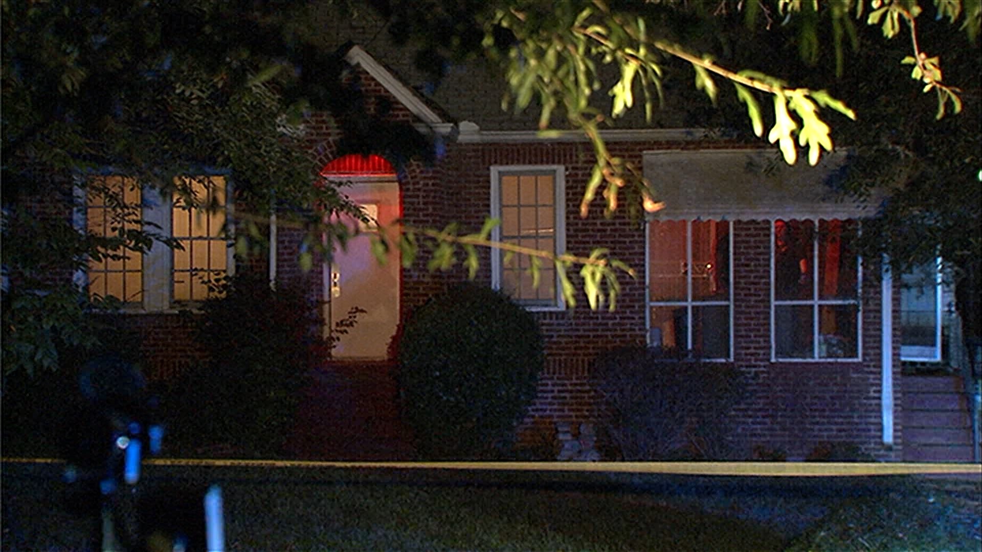 Homeowner shoots intruder with shotgun | 11alive.com