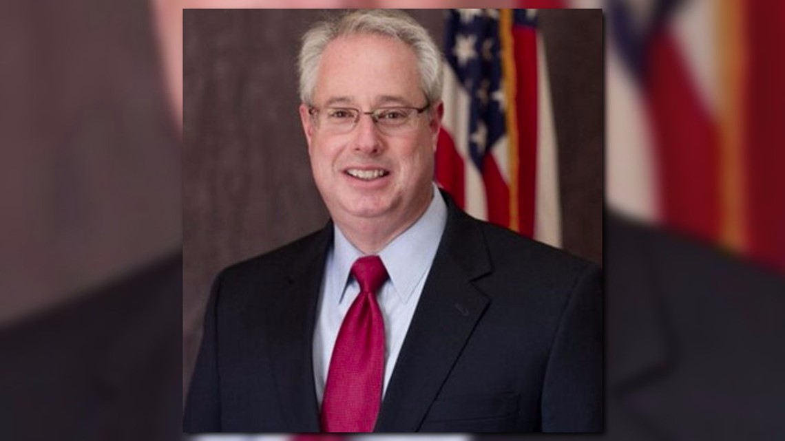 Sam Olens touts 'mutual respect' and 'tolerance' at KSU | 11alive.com