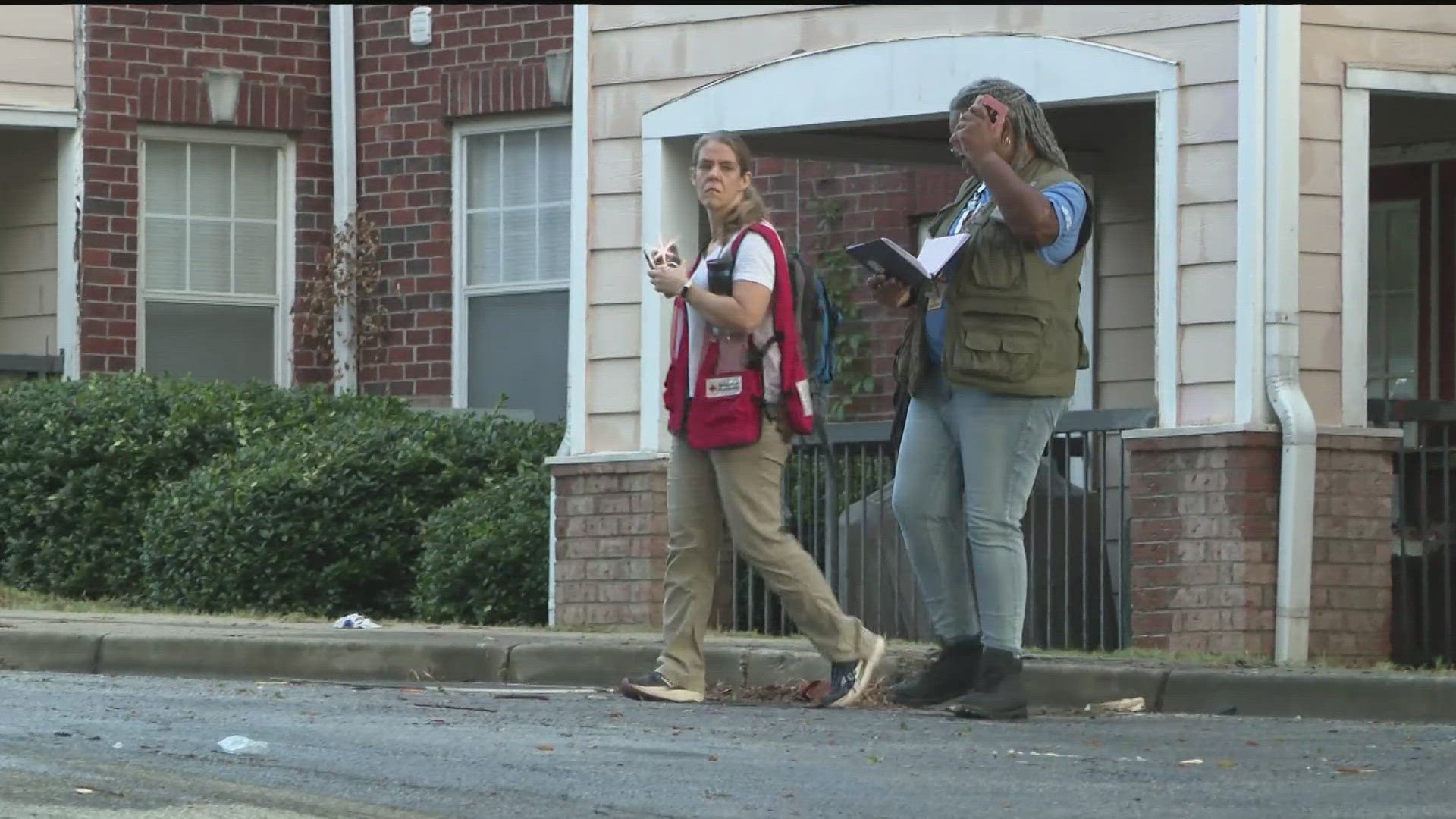 Fire in Atlanta displaces 12 families overnight | 11alive.com