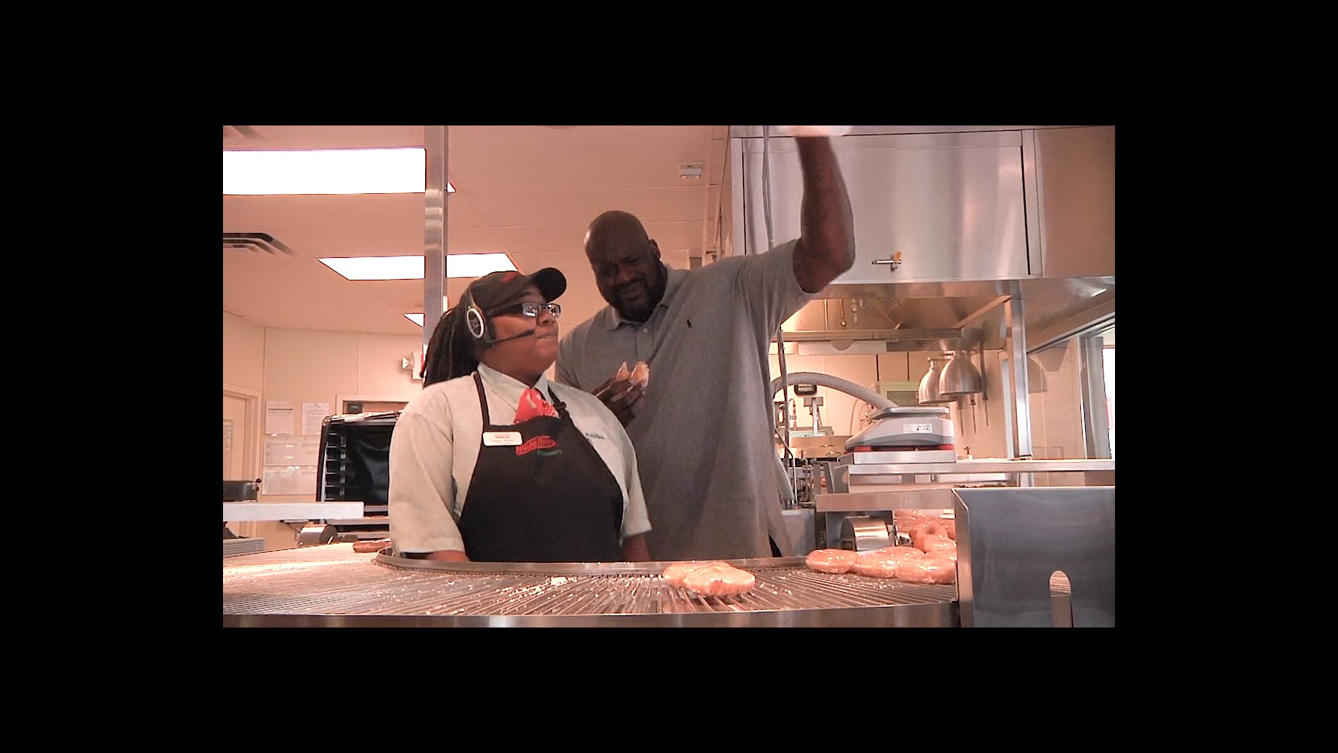 Shaq buys Krispy Kreme on Ponce... because he loves doughnuts | 11alive.com