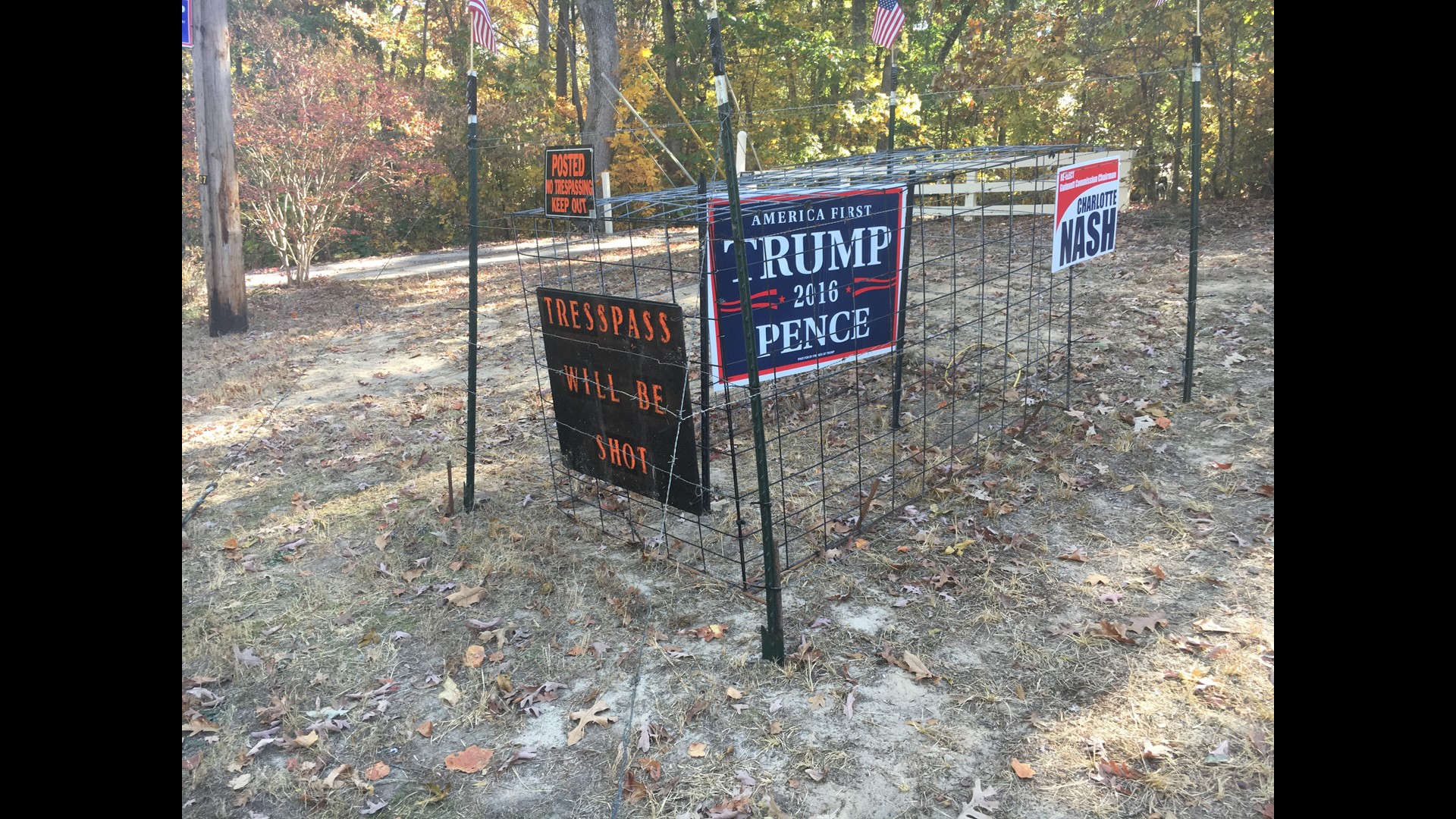 Man builds cage to protect Donald Trump campaign sign | 11alive.com