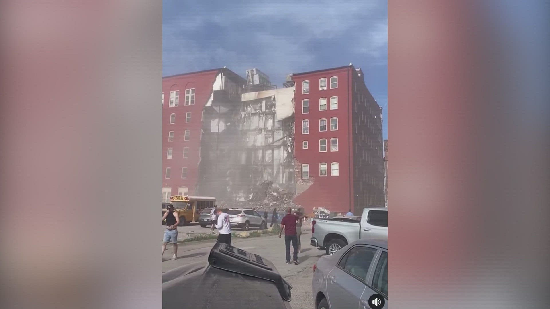 Iowa partial building collapse | Raw video | 11alive.com