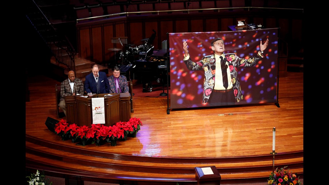 PHOTOS | Craig Sager Memorial Service | 11alive.com