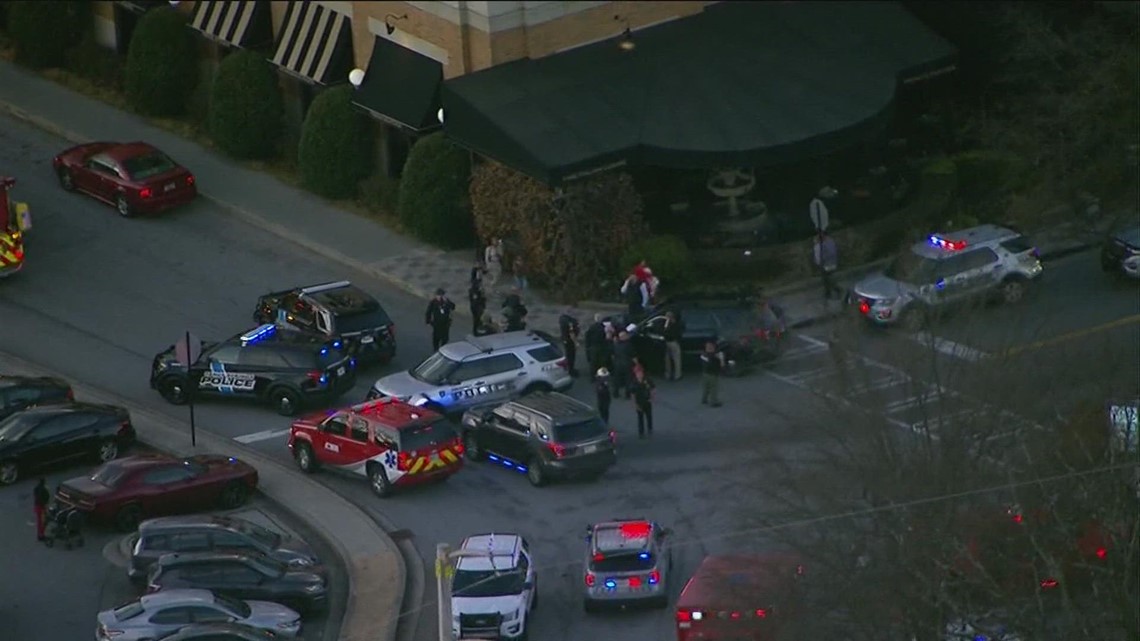 2 men arrested after shooting at Perimeter Mall, Dunwoody Police say ...
