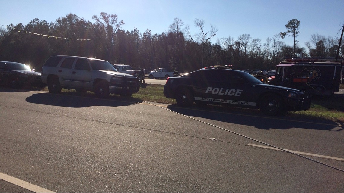 Crews resume search for 2-year-old missing after Albany storms ...