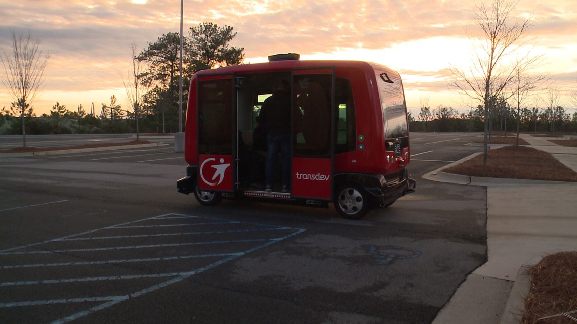 Ride like never before: Commuter Dude test-rides driverless shuttle bus ...