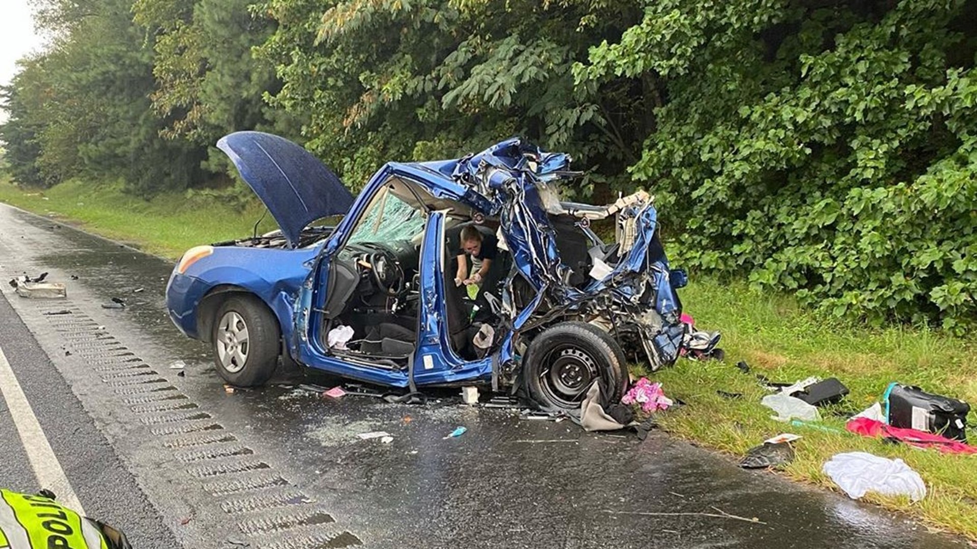 Traffic tied up by deadly crash on I-75 North in Marietta | 11alive.com