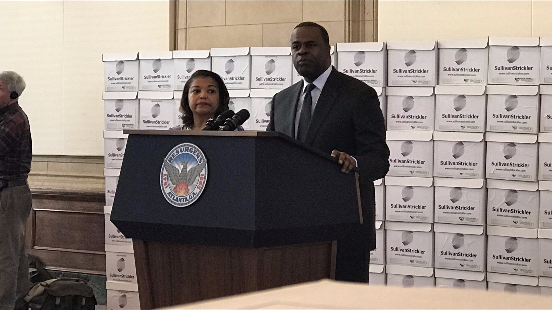 Mitzi Bickers, ex-City of Atlanta employee indicted on bribery charges ...