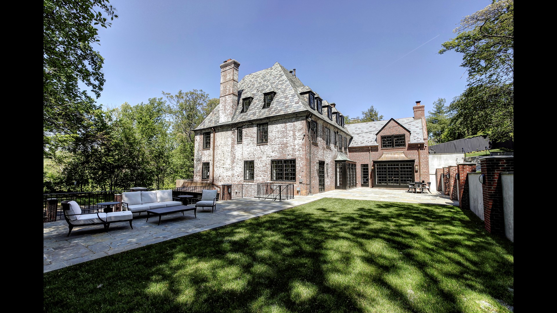 Photos: Inside the Obamas' new D.C. home | 11alive.com