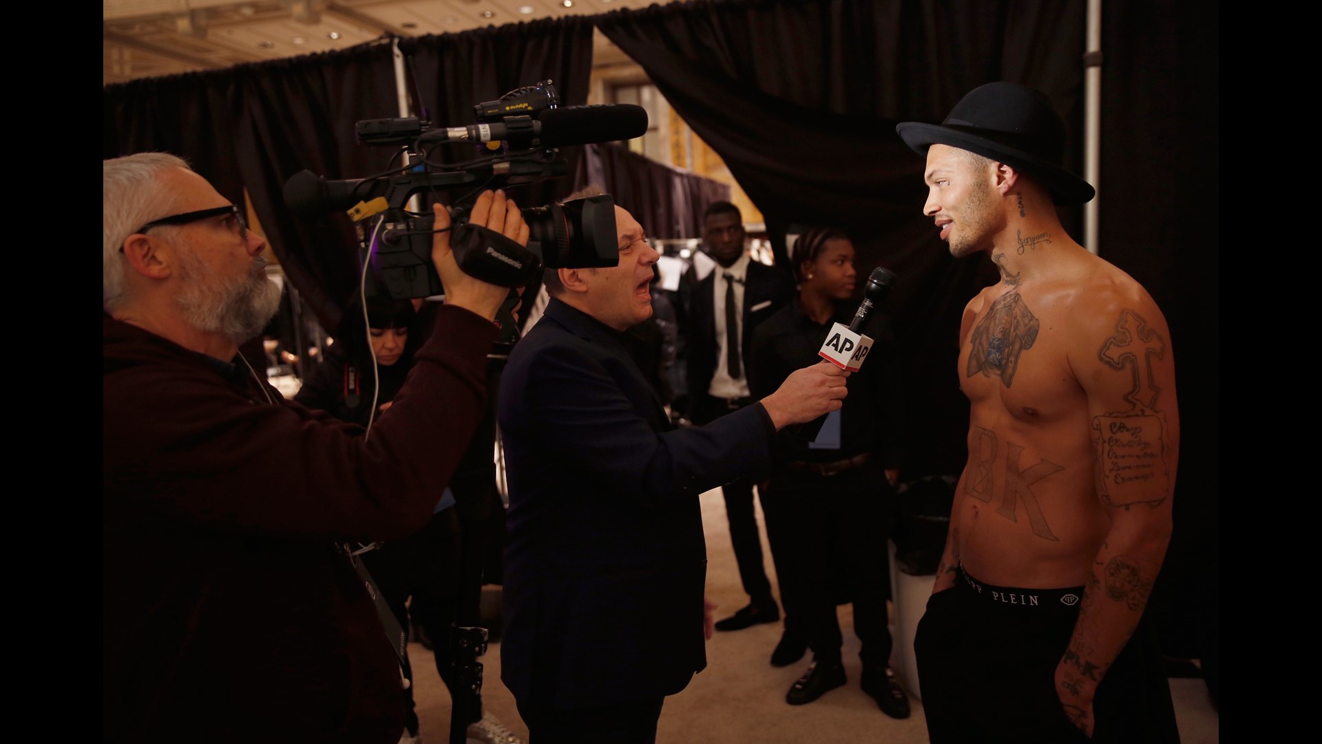 From felon to fashion: 'Hot convict' takes on runway | 11alive.com